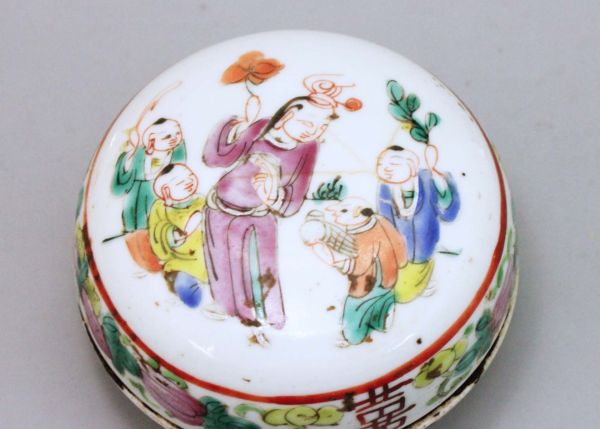 Wholesale Collectibles, Antique