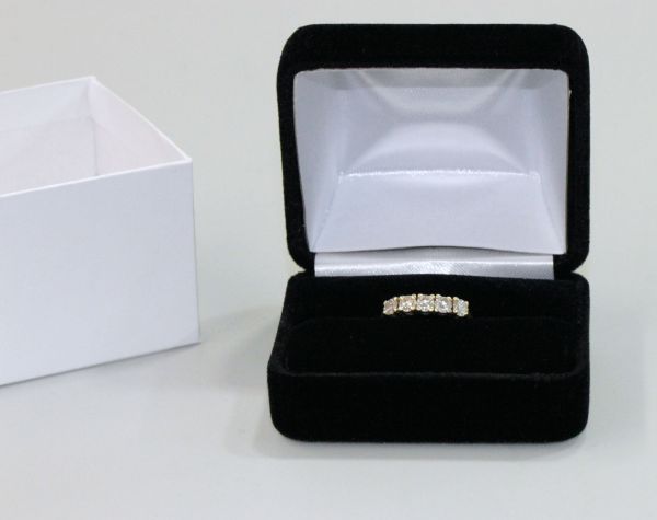 Wholesale Display and Packaging